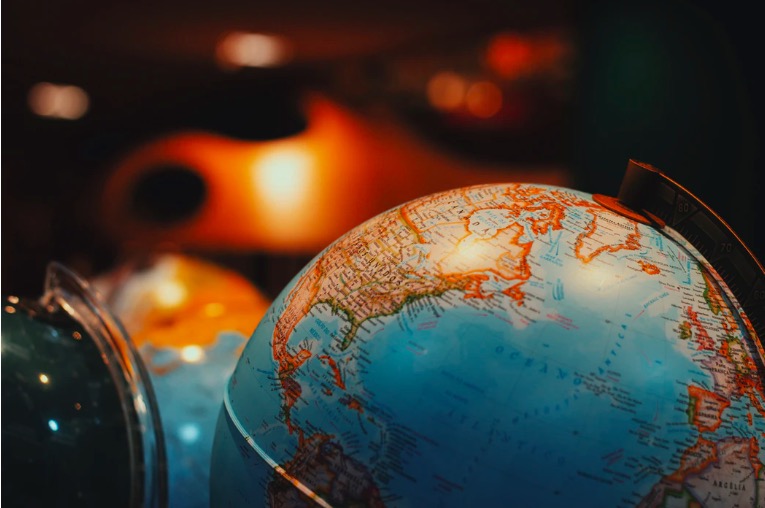 Cultural Evolution of Man: How Our Global Civilization Began ...